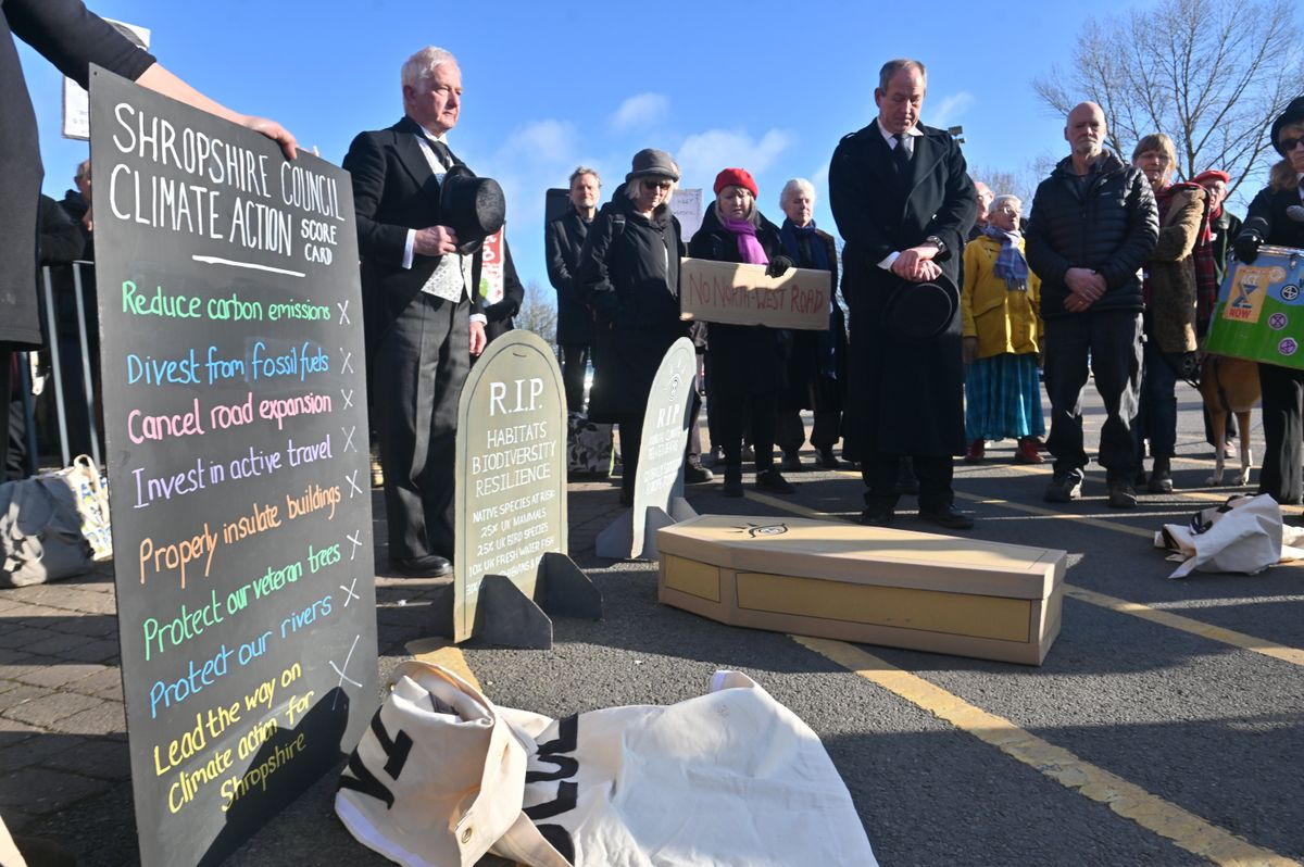 'Funeral for the future' - Theatrical protest held by climate ... 'Funeral for the future' - Theatrical protest held by climate ...