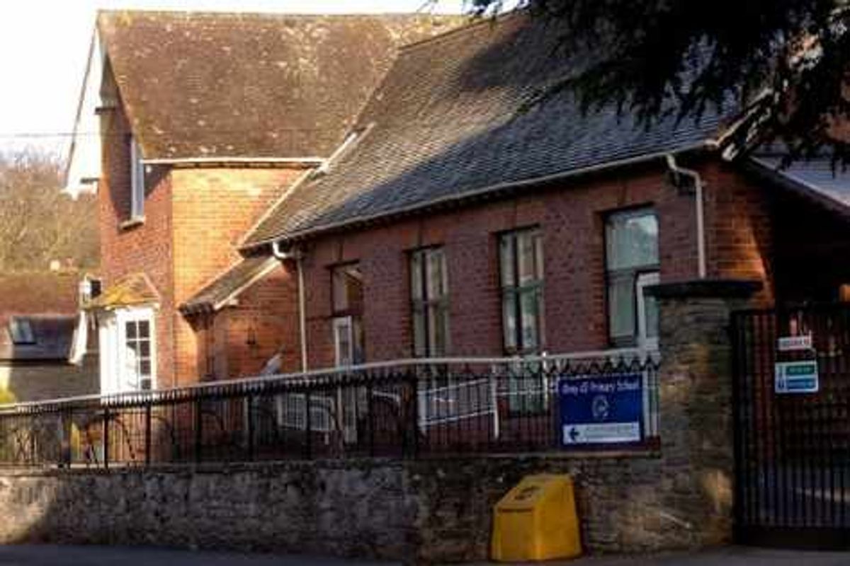 Big support for Onny School staying open | Shropshire Star