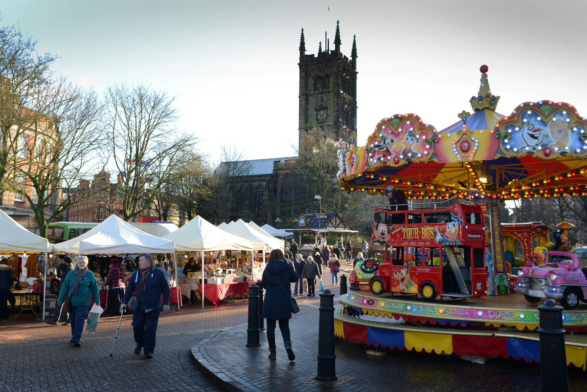 Victorian market in Wolverhampton attracted 15,000 visitors | Express ...