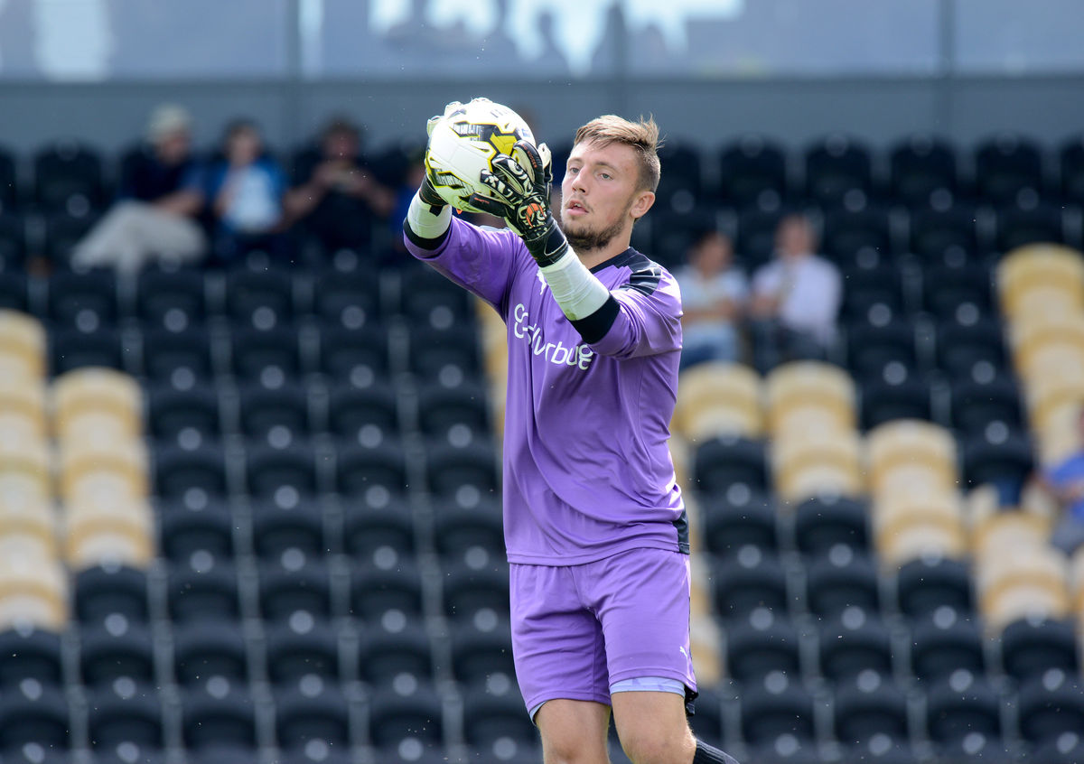 Wolves keeper Jon Flatt leaves on loan | Shropshire Star