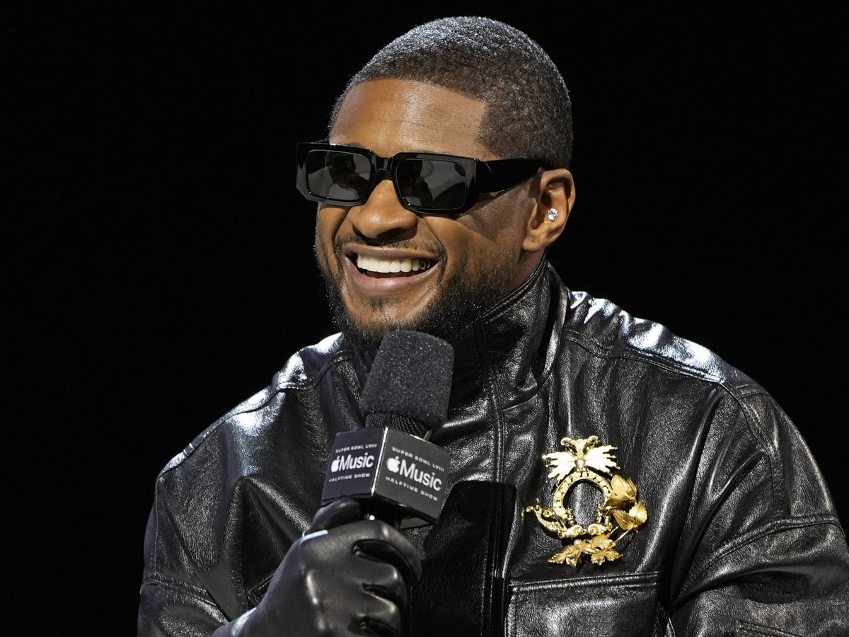Usher showcases showmanship as O2 residency continues | Express & Star