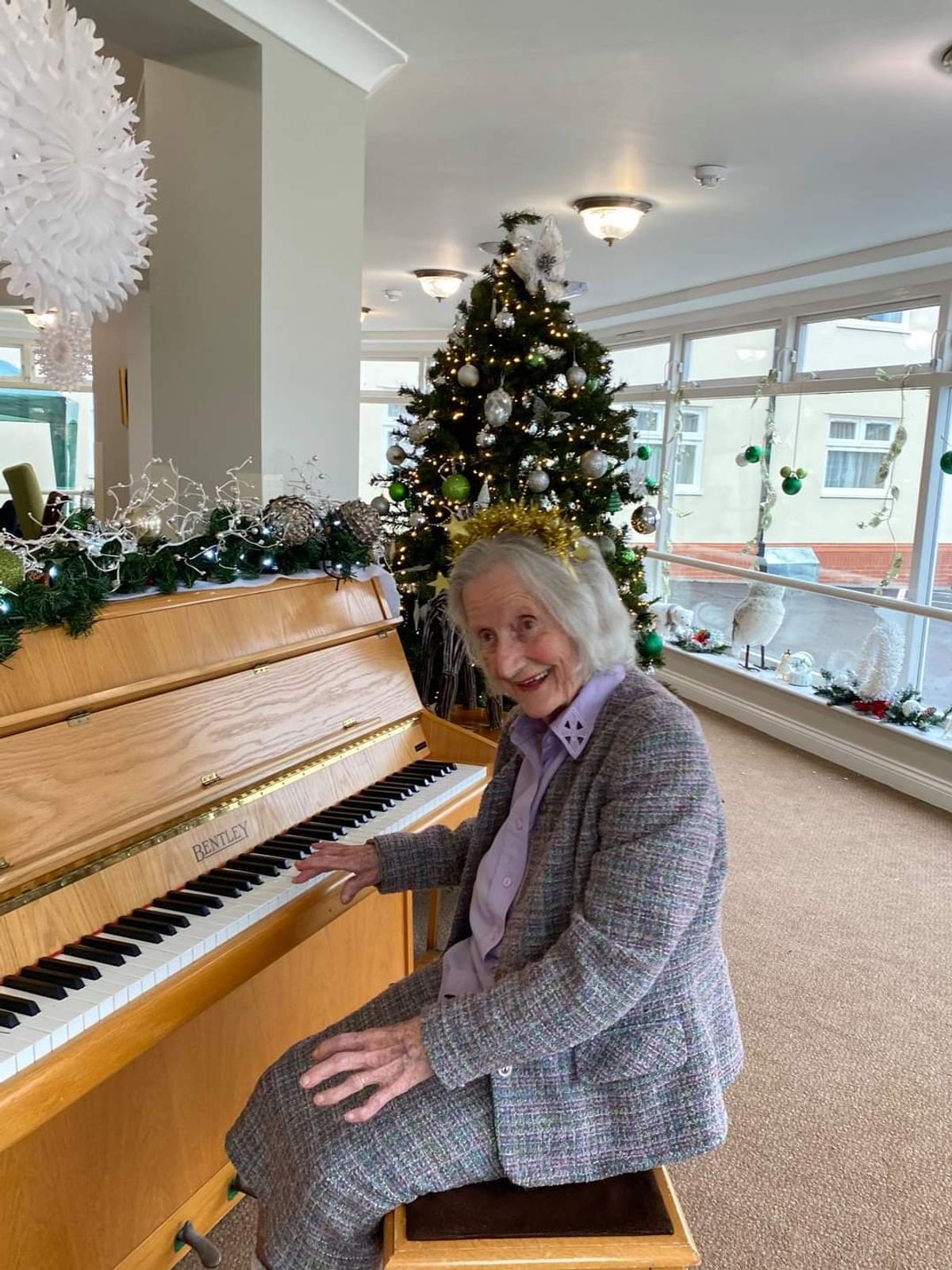 Rosalie, 102, shows you're never too old for a sing-song | Shropshire Star