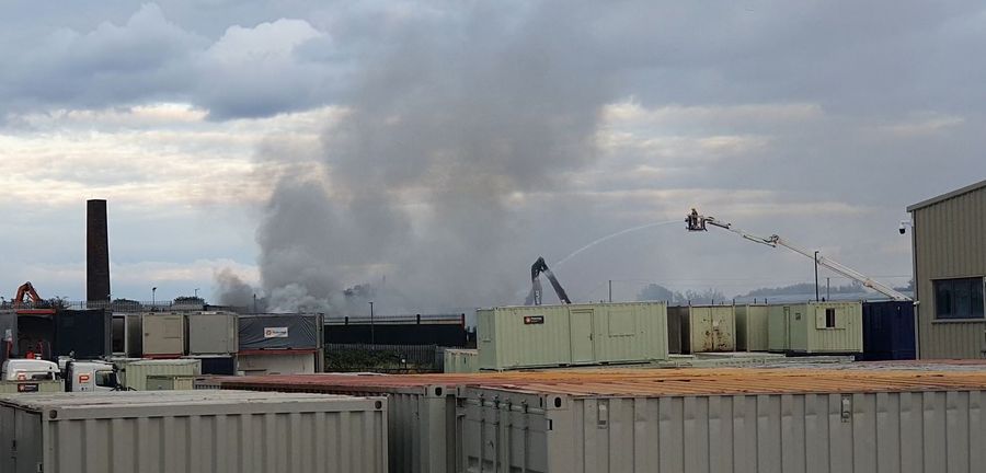 Scrapyard fire in Willenhall sees large plumes of smoke and multiple ...