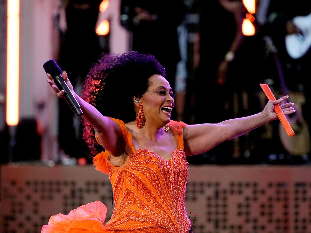 Diana Ross, Eminem and Jack White perform at revamped Detroit landmark ...