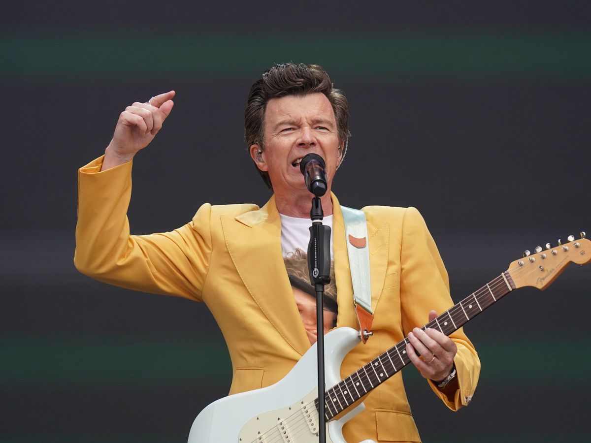 Newcomer Ren beats Rick Astley to top spot in UK albums chart | Express ...