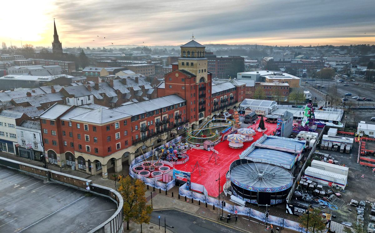 Wolverhampton gets extra festive as hundreds prepare for Winter ...