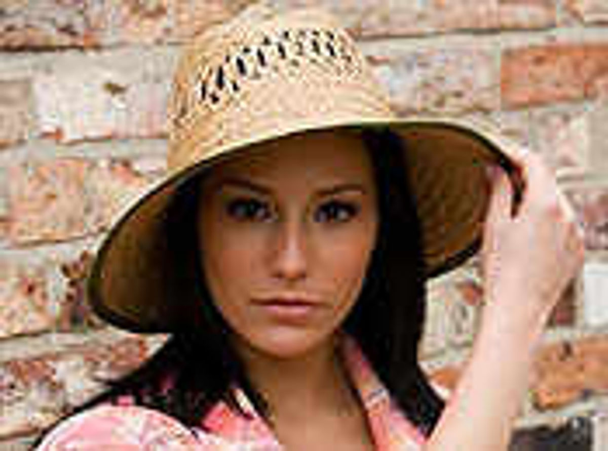 Lovely Layla in race for crown | Express & Star