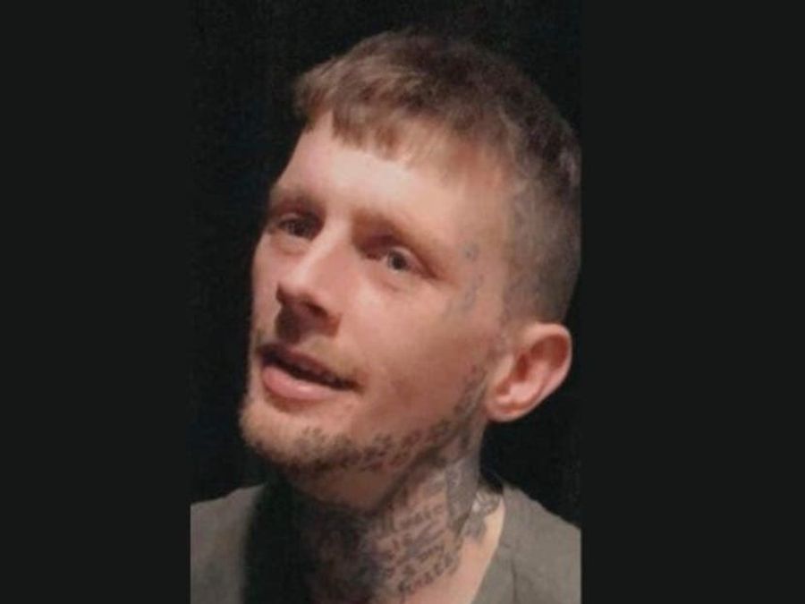 Murder accused's father threatened to hang her husband 'from the back ...