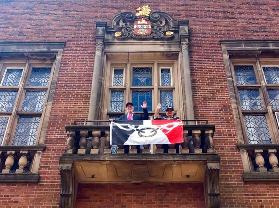 'Fly the flag for our bostin' Black Country' - Dudley Council to debate ...