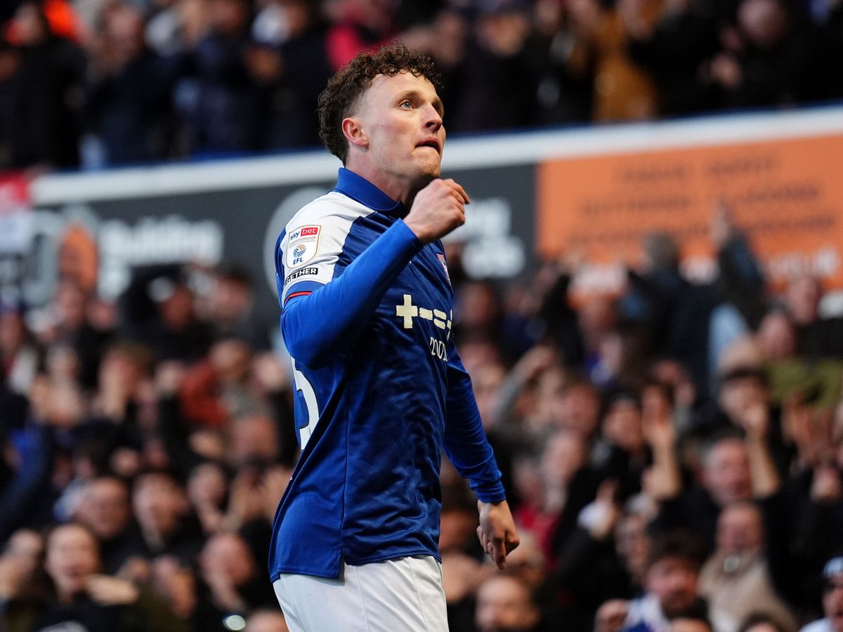 Wrexham close in on club-record £10million signing ahead of hosting ...