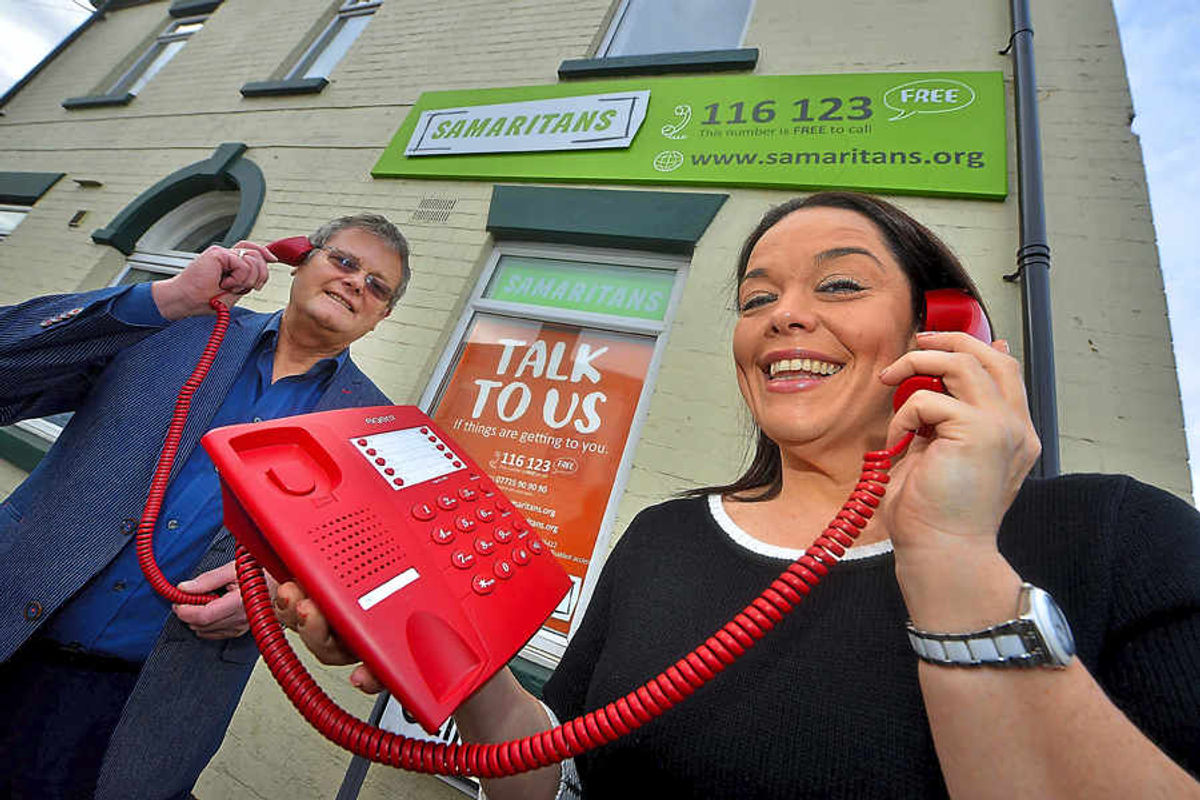 Wolverhampton panto star Lisa Riley pledges support to city's ...