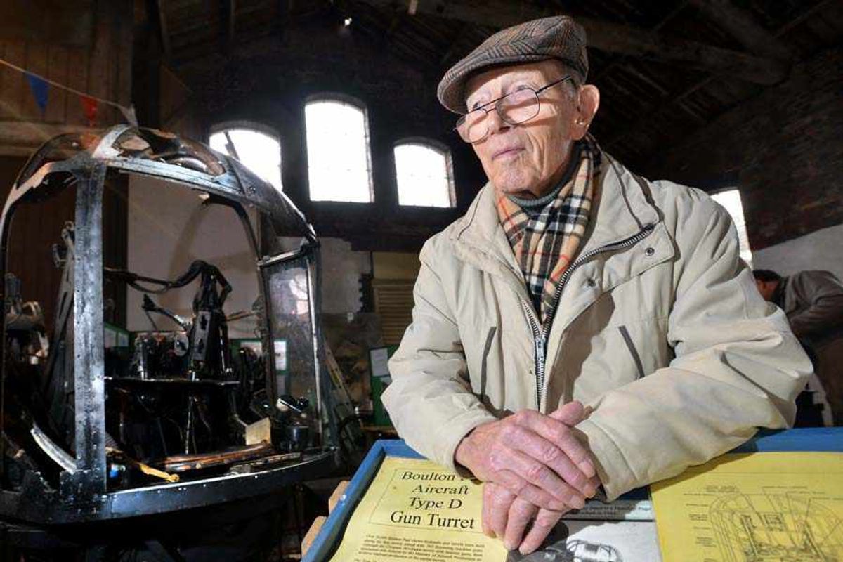 Wolves' 1949 cup call up Alf Crook dies | Express & Star