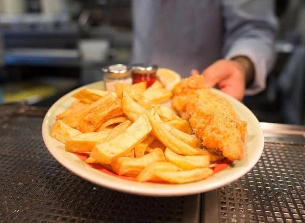 The Just Eat tips and discounts that will get you a cheap local ...