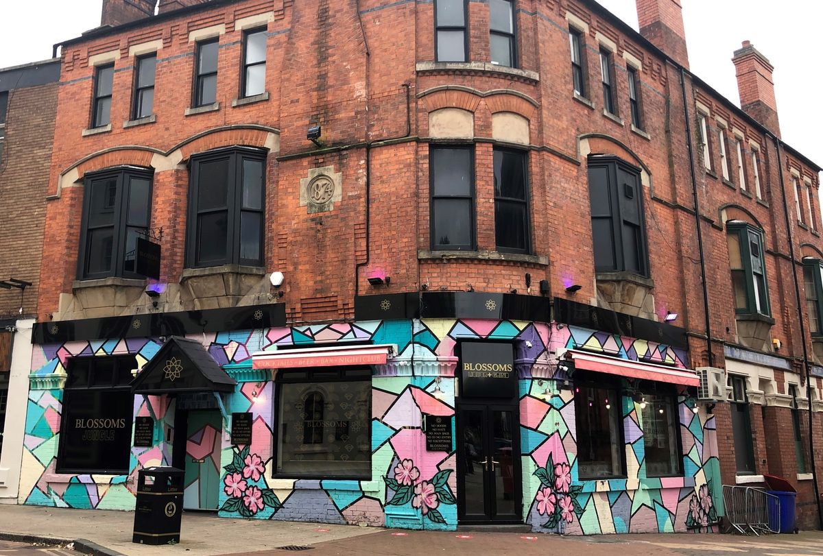 Wolverhampton bar boss vows to fight Covid closure order | Express & Star