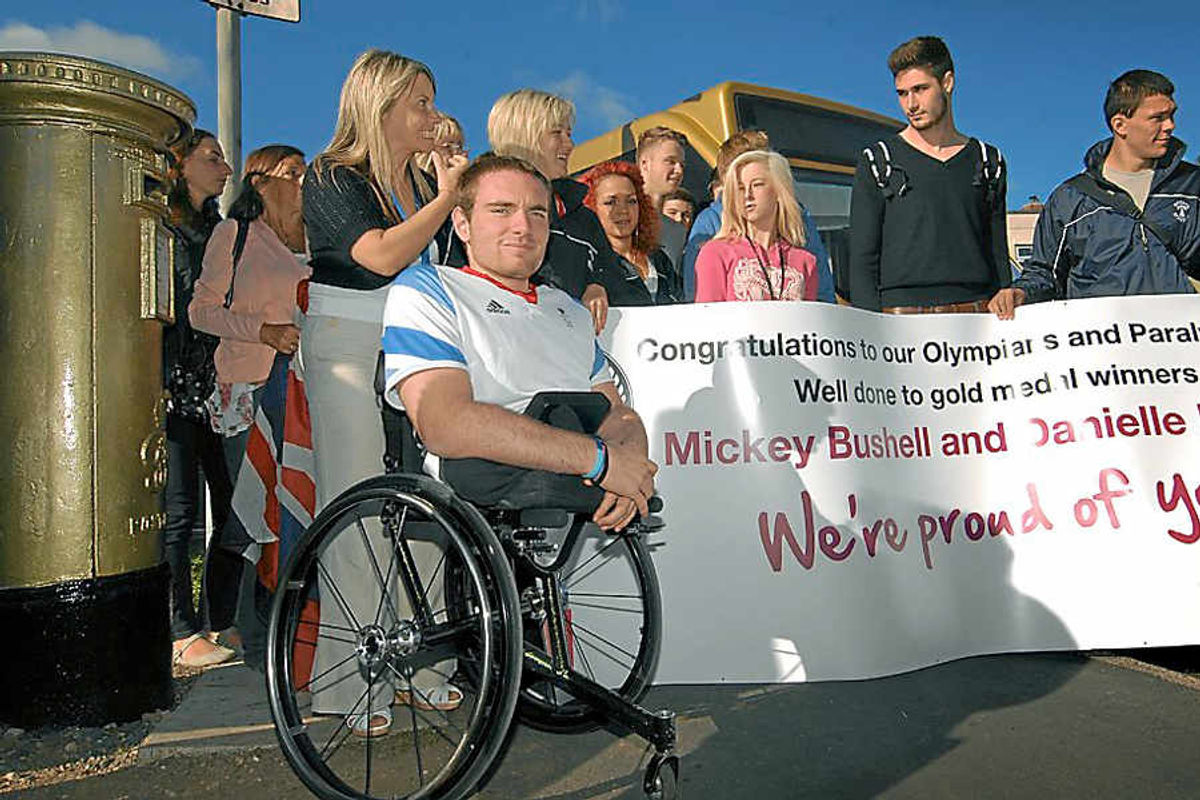 Hero's welcome for Telford golden boy Mickey Bushell | Shropshire Star