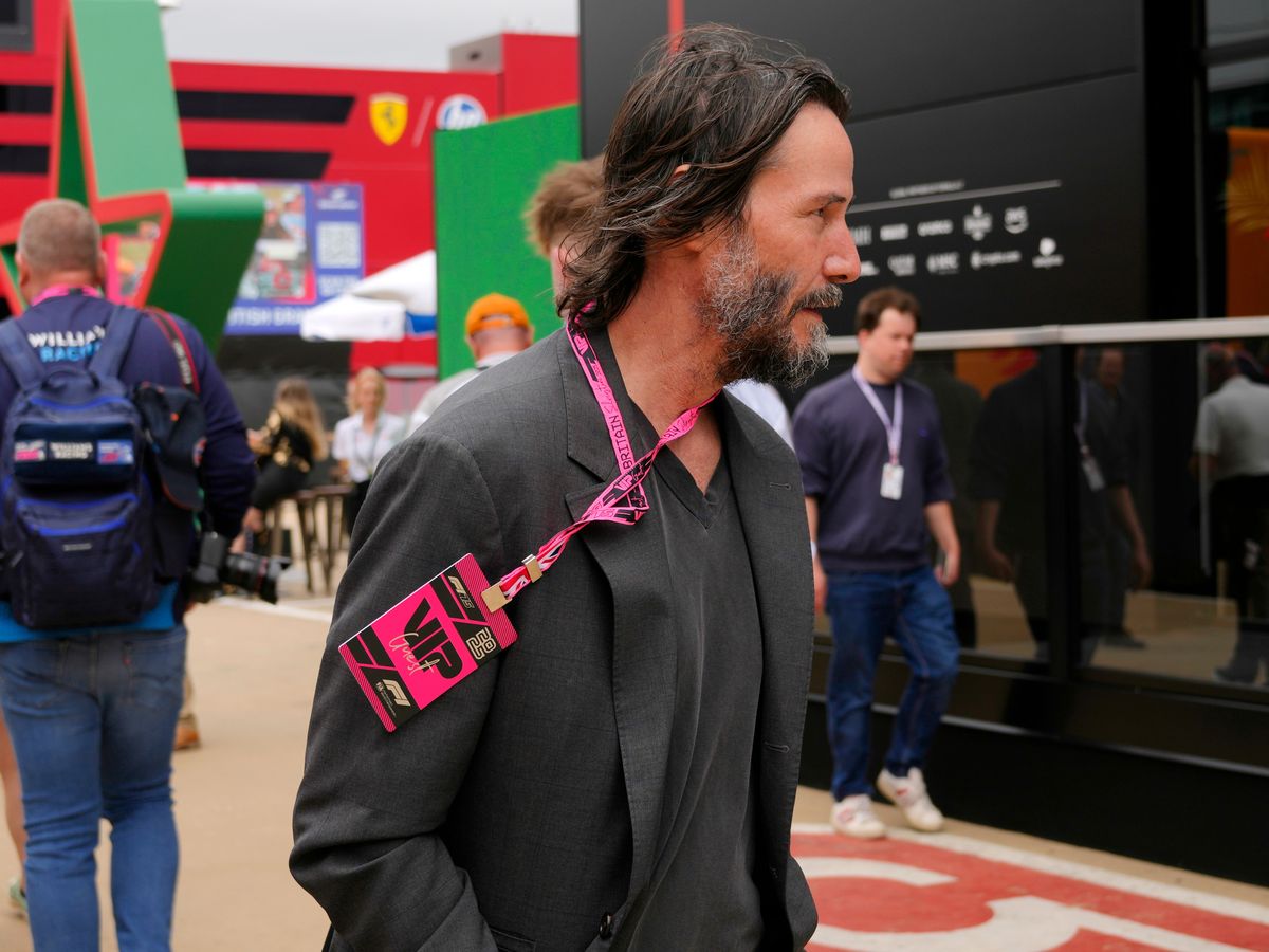 Chile hands luxury watches stolen from Keanu Reeves over to the FBI ...