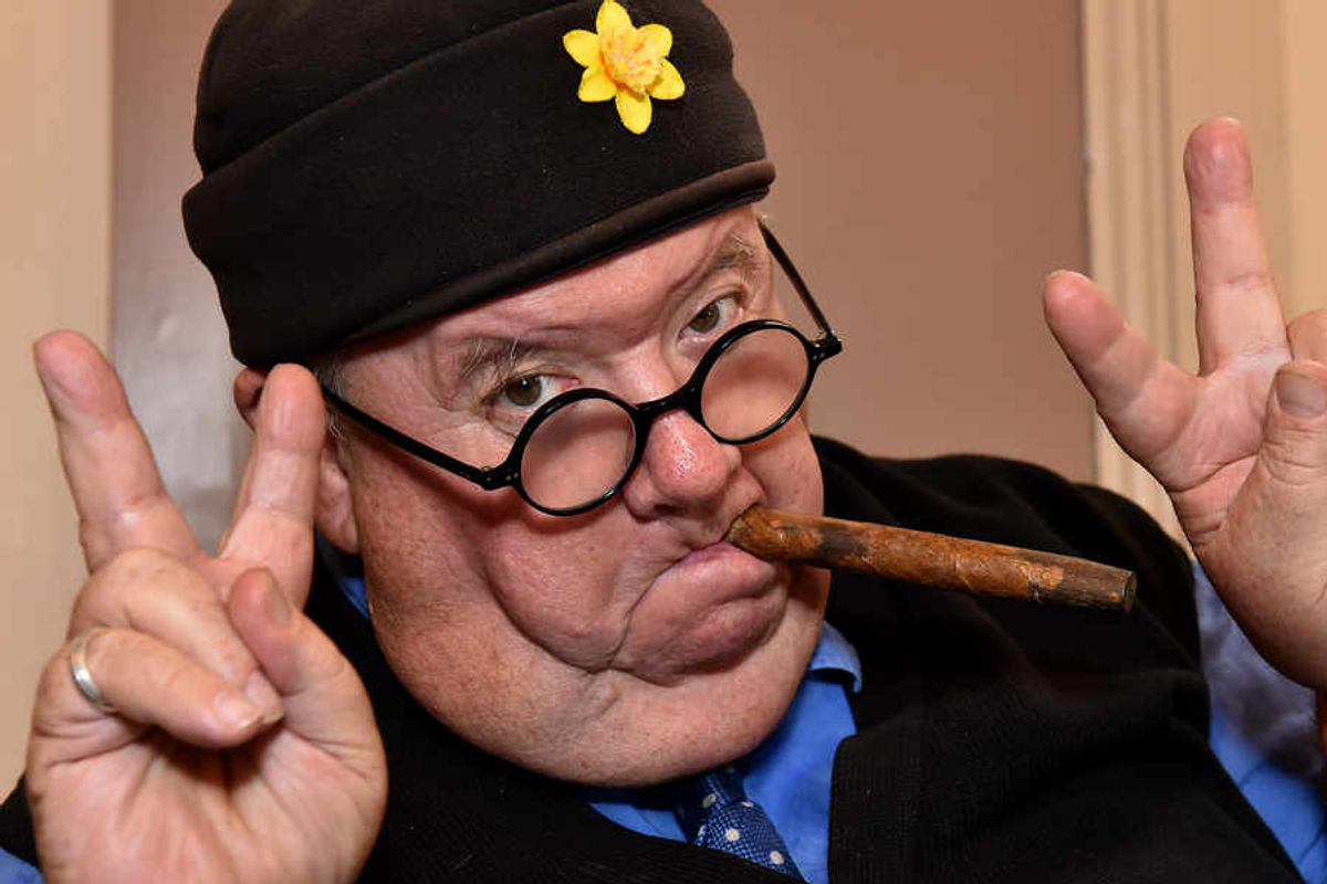 Top actor Ian McNeice to star in Black Country horror flick | Express ...
