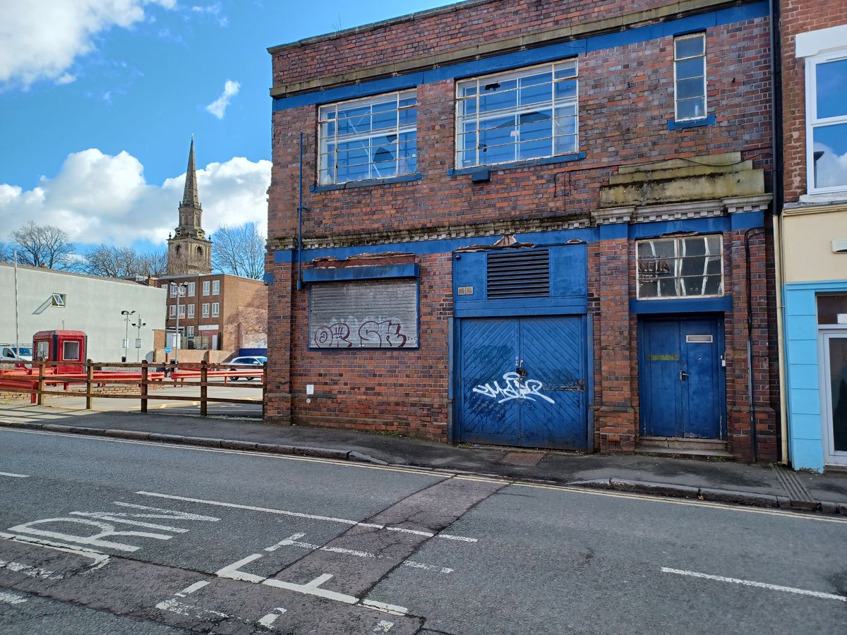 Historic Wolverhampton lock and safe factory to become 14 flats ...
