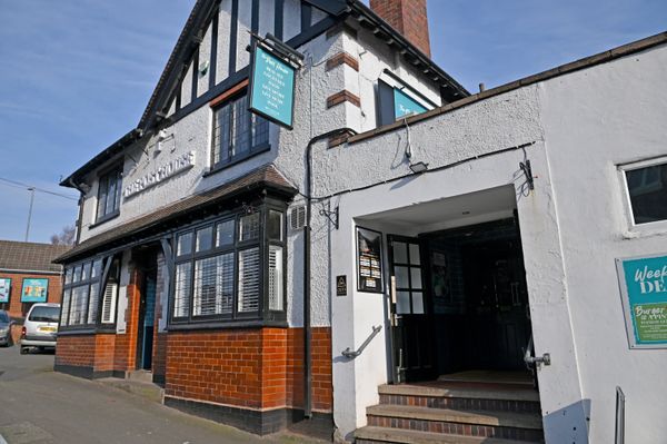 Inside the Kidderminster pub with grand aims to rejuvenate the town ...