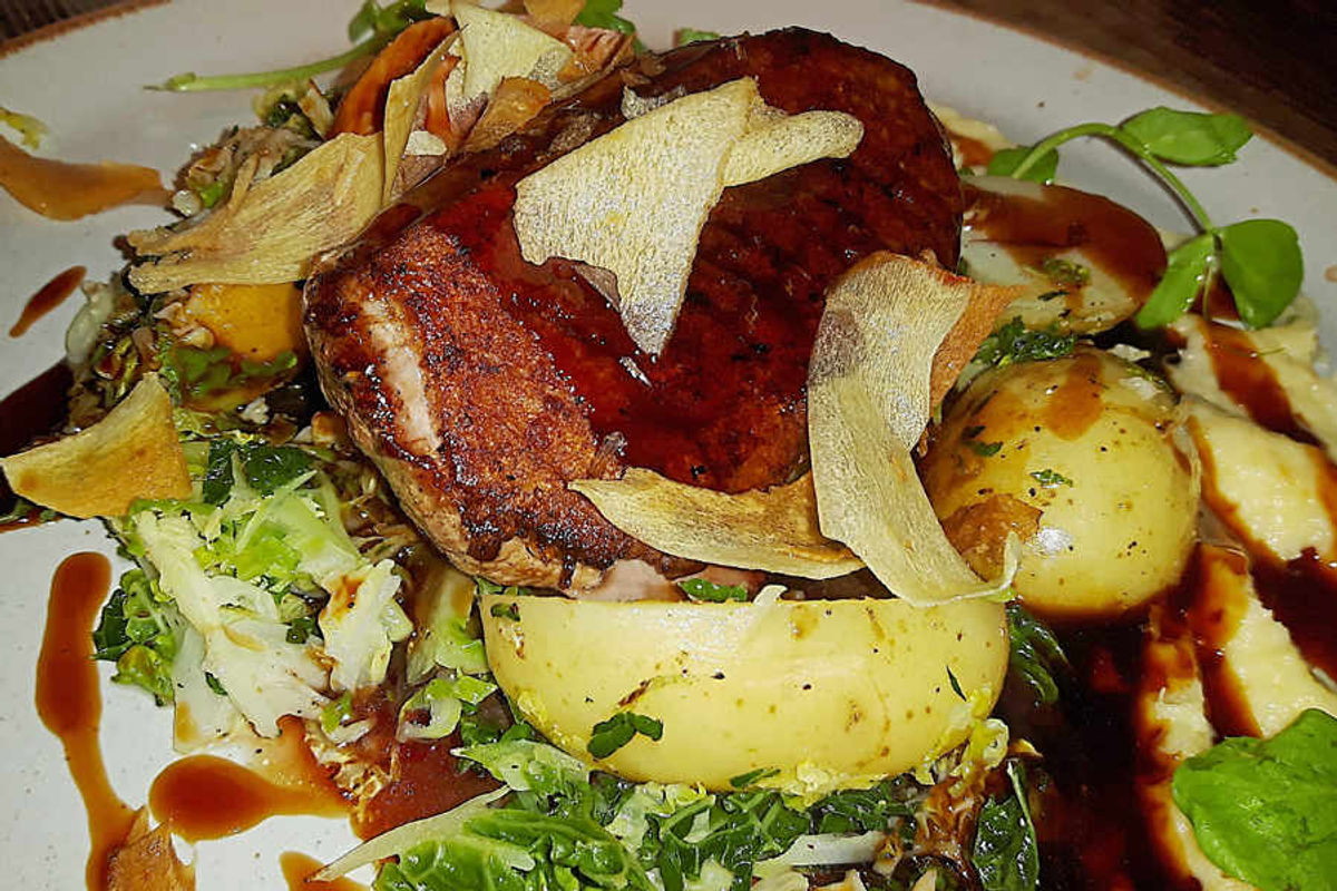 Food review: The Wayfarer, Stone, Staffordshire | Express & Star