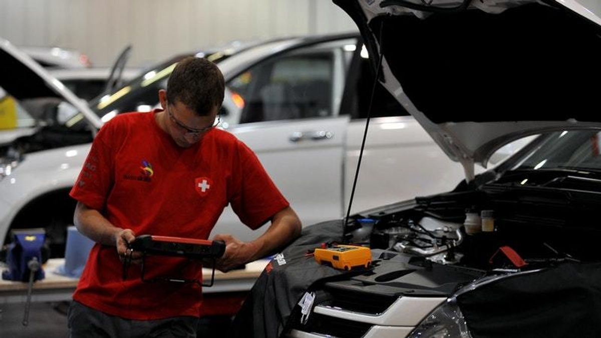 Government backtracks on plans to push new cars’ first MOT to four ...