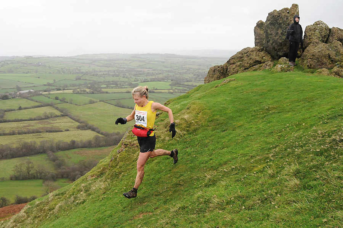 Mel Price claims fifth title in Cardington Cracker Fell Race ...