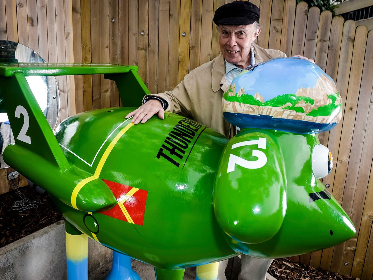 Thunderbirds and Peppa Pig voice actor David Graham dies aged 99 ...