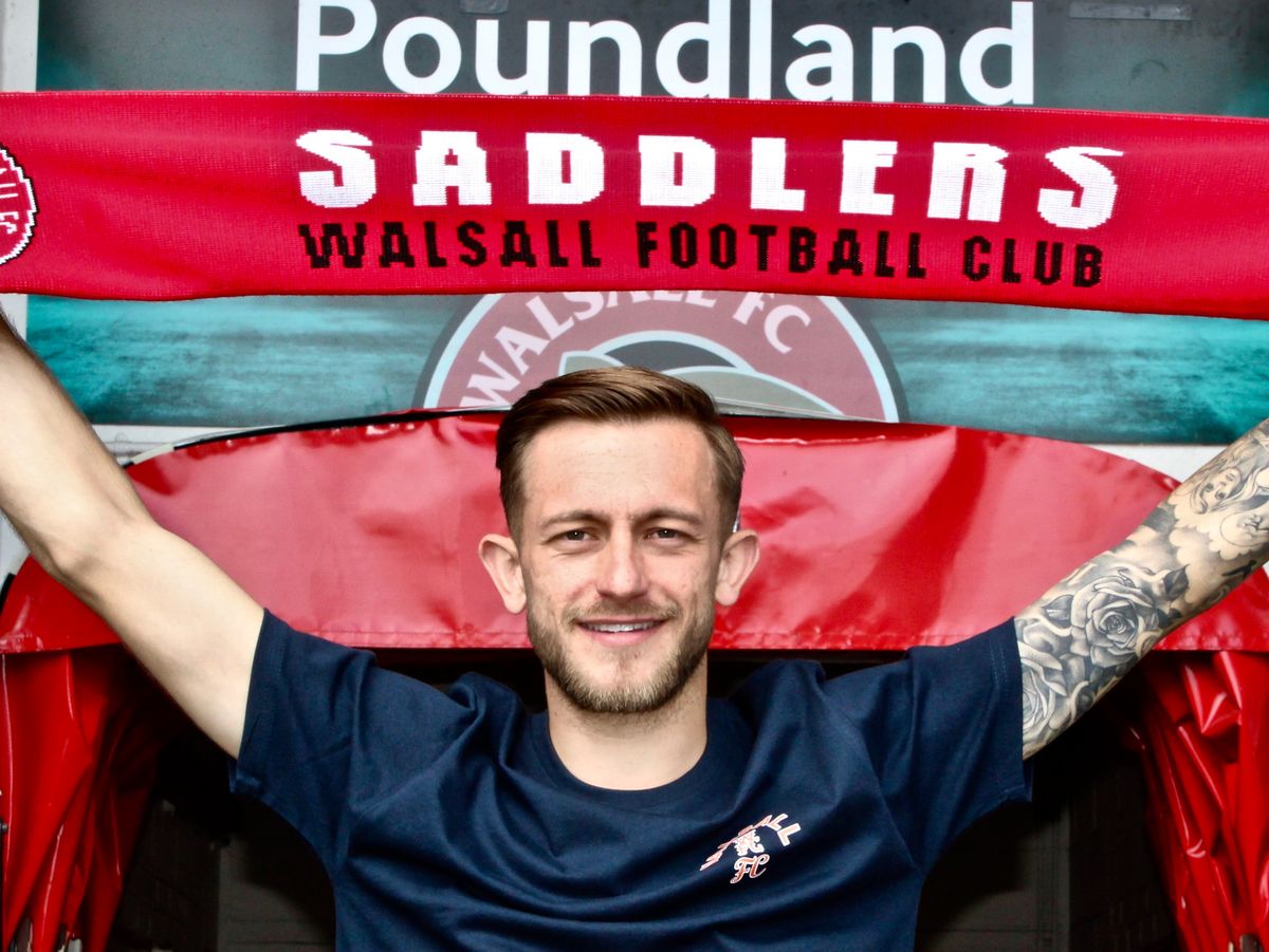 Walsall sign goalscoring free agent midfielder Charlie Lakin | Express ...