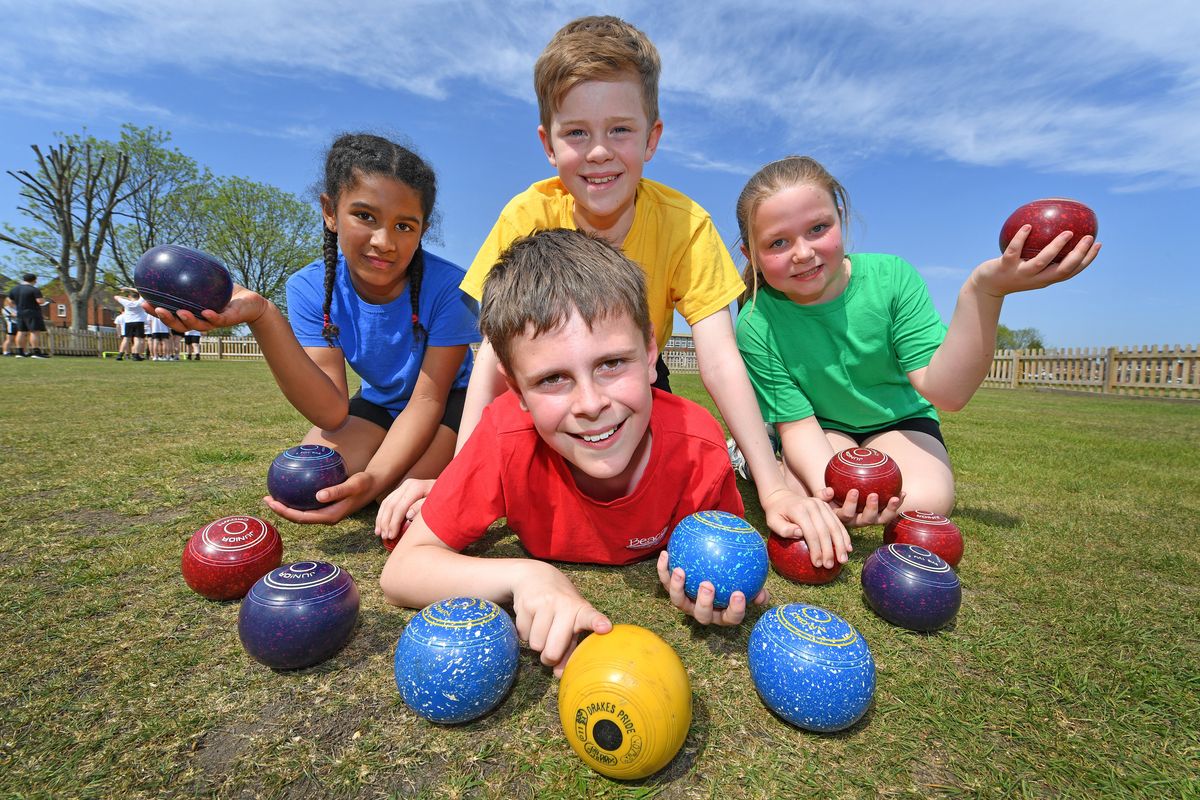 Willenhall school children enjoying opportunity to try out unique sport ...