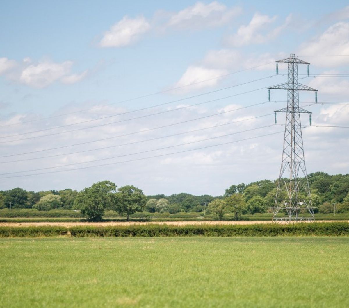 Oswestry Town Council to raise concerns over energy pylon project ...