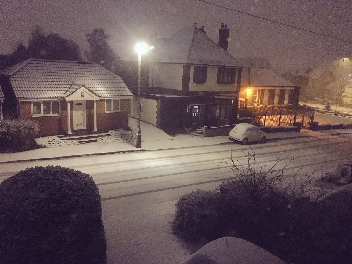 IN PICTURES: Snow covers the West Midlands | Express & Star
