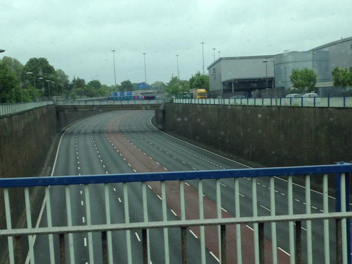 Aston Expressway and M6 traffic chaos: Second World War Bomb found ...