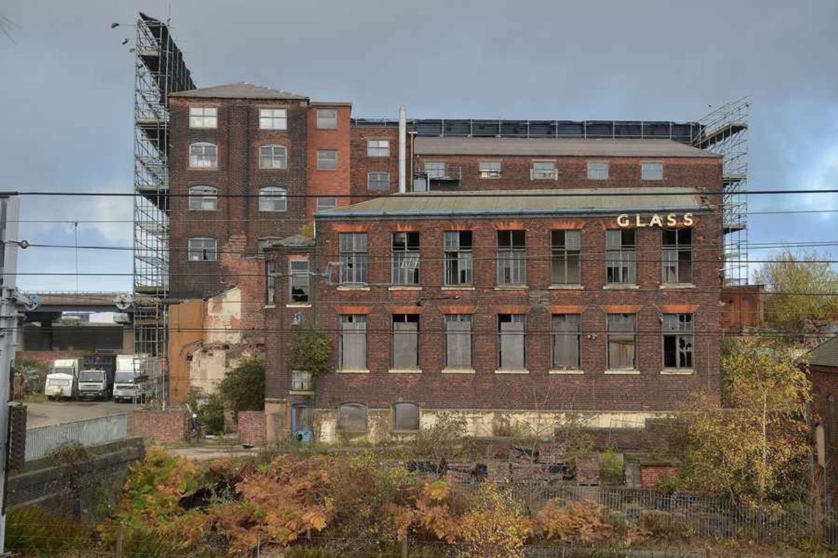 Skip firm told make way for Smethwick factory revamp | Express & Star