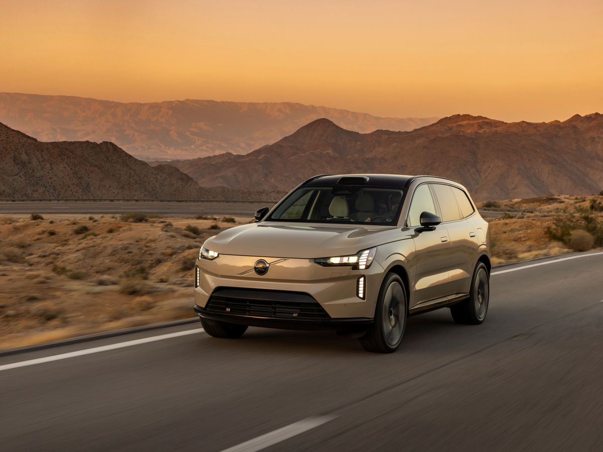 First Drive: Volvo’s EX90 is an electric SUV with 374 miles of range ...