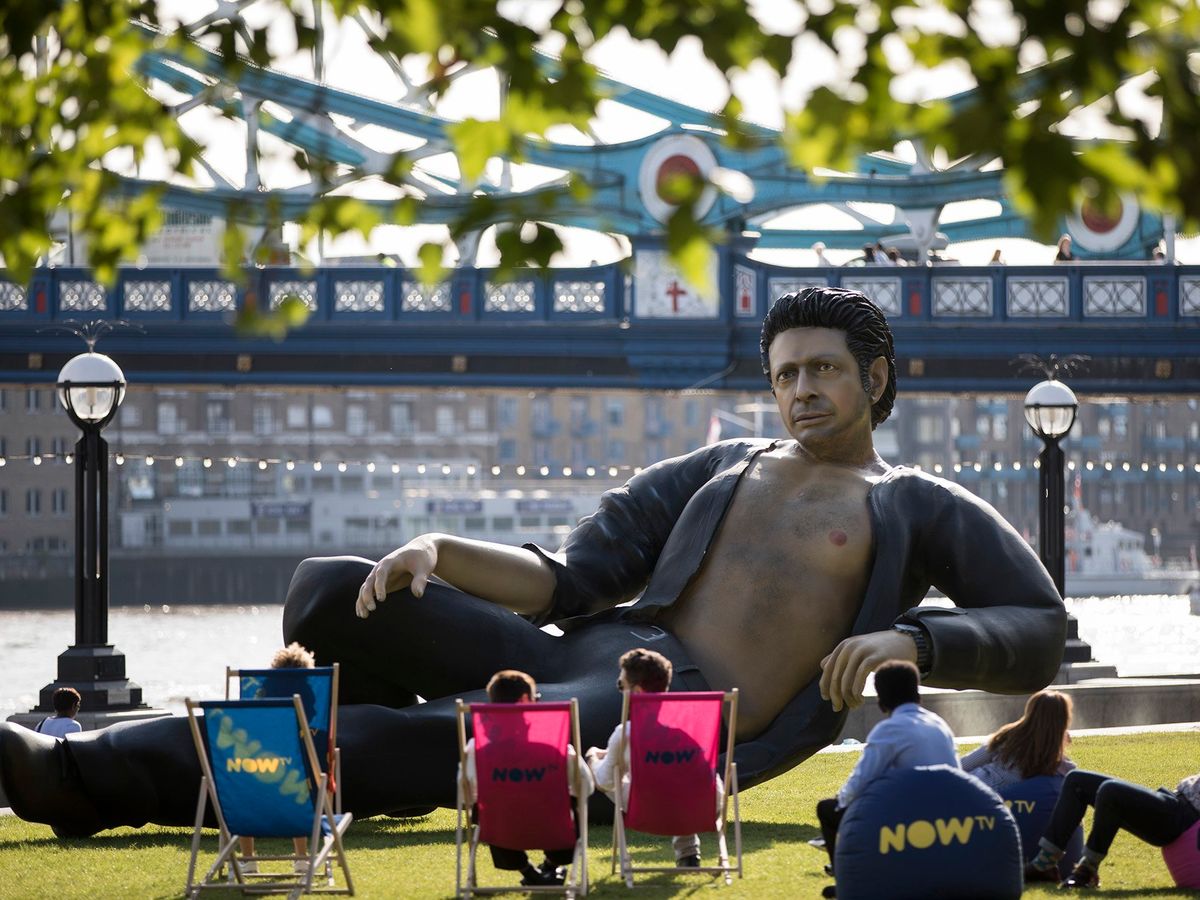 25ft Jeff Goldblum statue was made in Telford | Shropshire Star