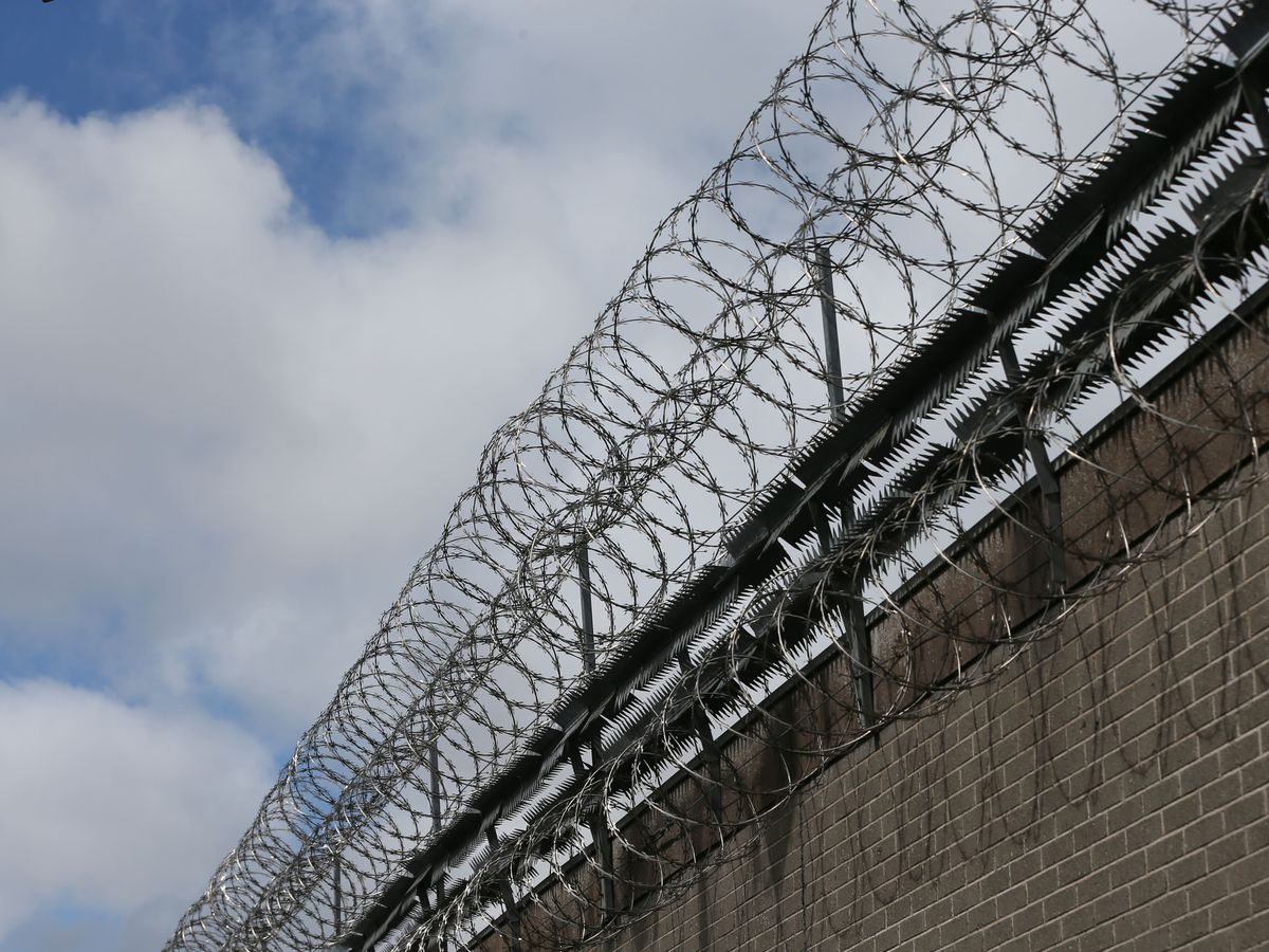 Mahmood: No option but to free 5,500 prisoners early amid jail capacity ...