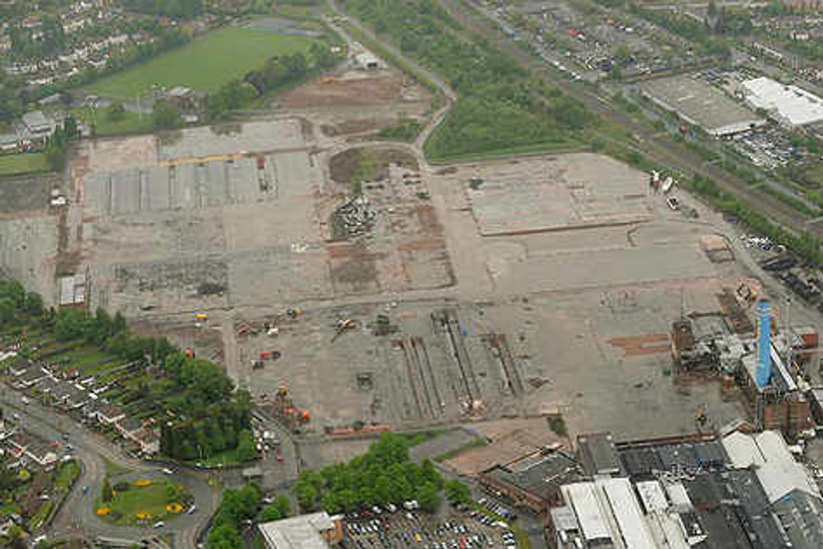 Supermarket plan at Goodyear site | Express & Star