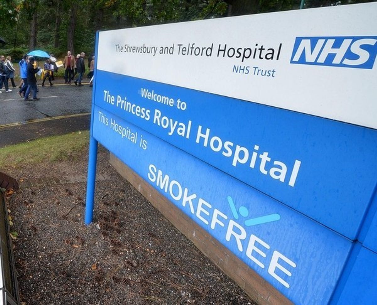 Midwives cautioned over baby's death at Telford hospital | Shropshire Star