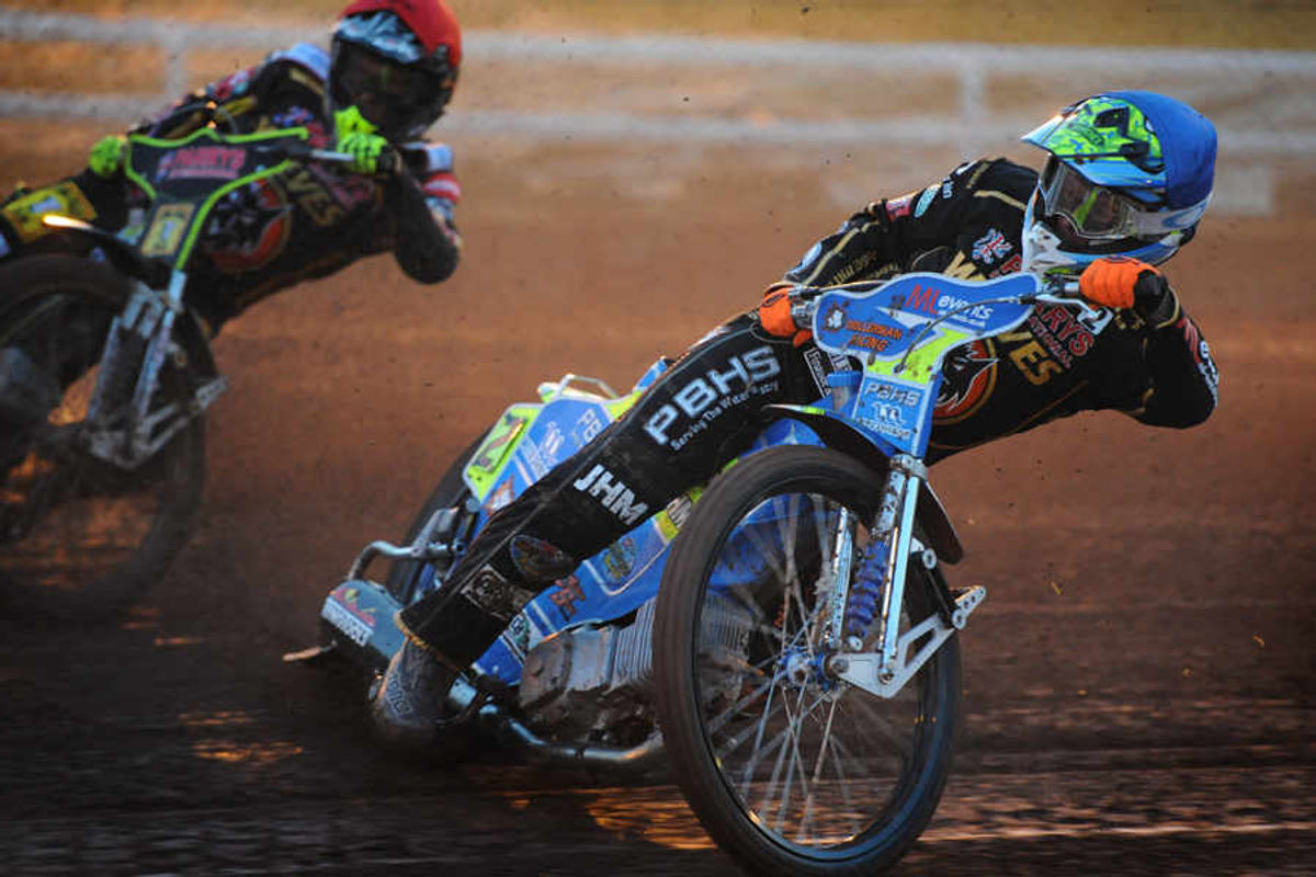 Wolverhampton Wolves miss out on silverware in loss to Pirates ...