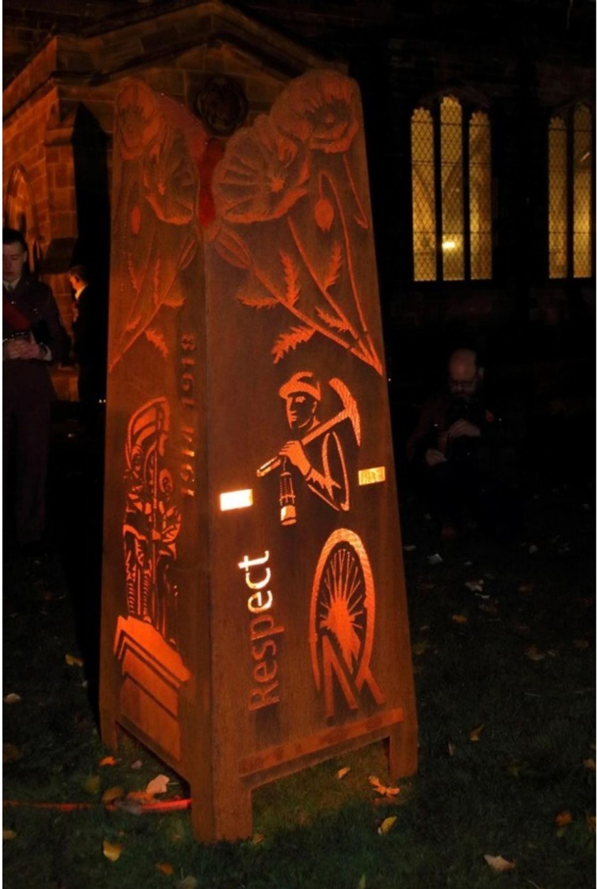 Commemorative WWI beacon to become a permanent memorial in Cannock ...
