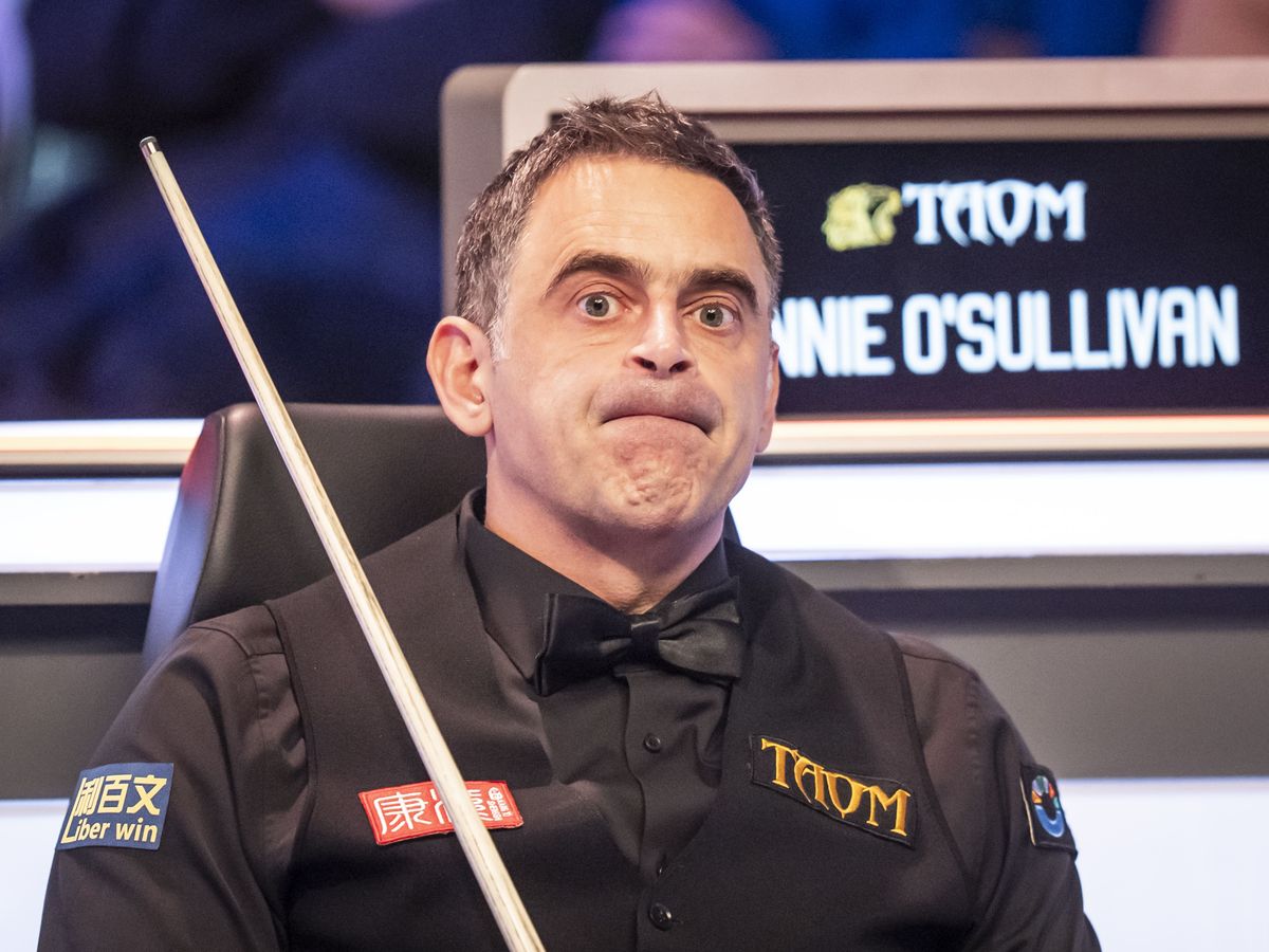 Ronnie O’Sullivan suffers first-round defeat to Zhou Yuelong in UK ...