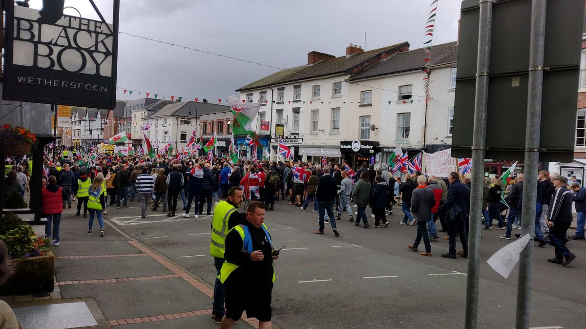Hundreds on Newtown streets for illegal immigration protest and counter ...
