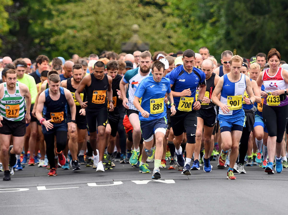 Carver Wolverhampton Half Marathon Events 2019: 2,000 people line up on ...