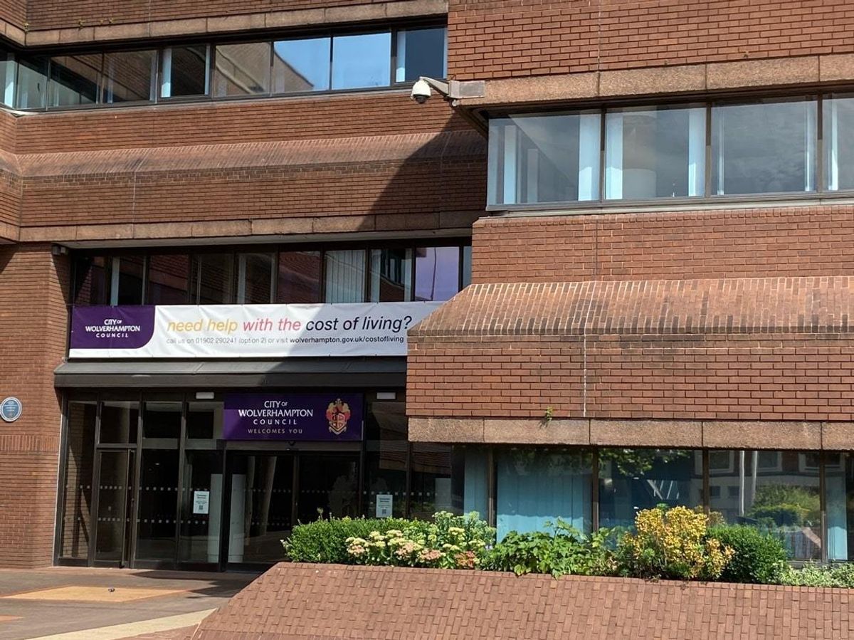 Former councillors to be made honorary aldermen this week | Express & Star