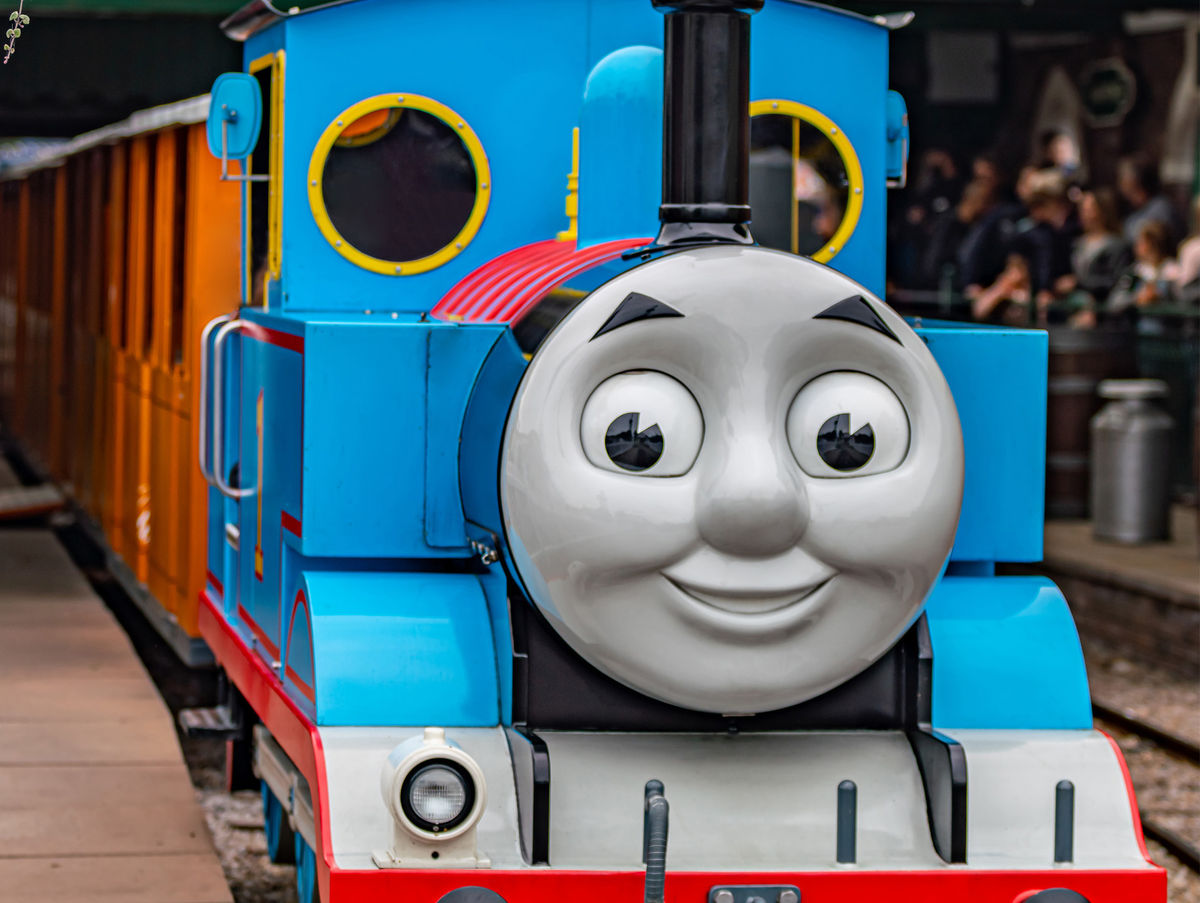 New Thomas the Tank Engine ride set to make a 'splash' at Drayton Manor ...