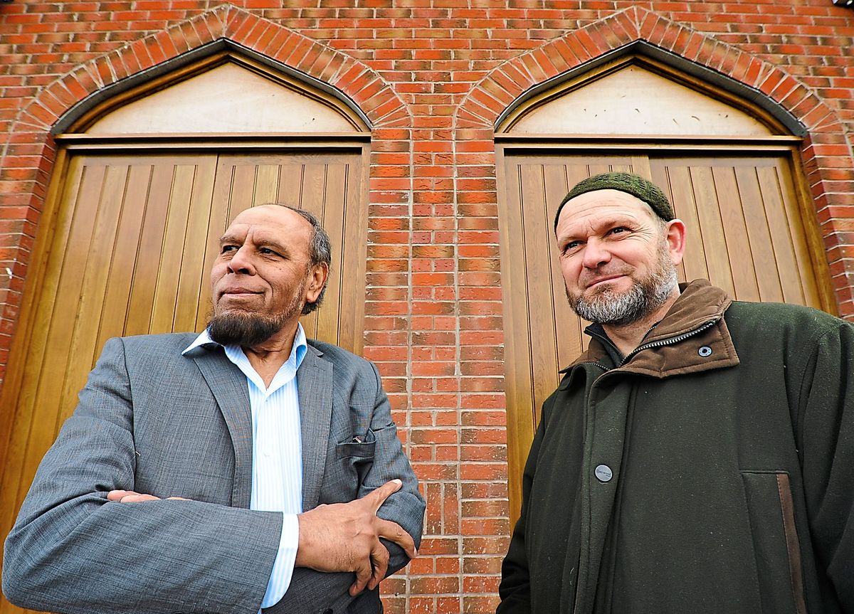 Telford mosque opening doors for public to visit | Shropshire Star