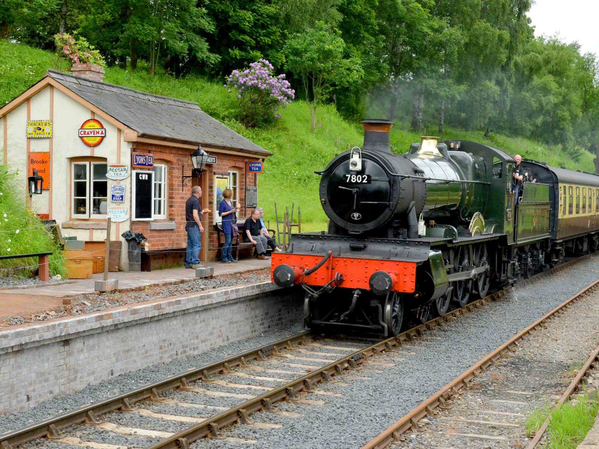 Lineside fire causes 'no impact' to services on Severn Valley Railway ...