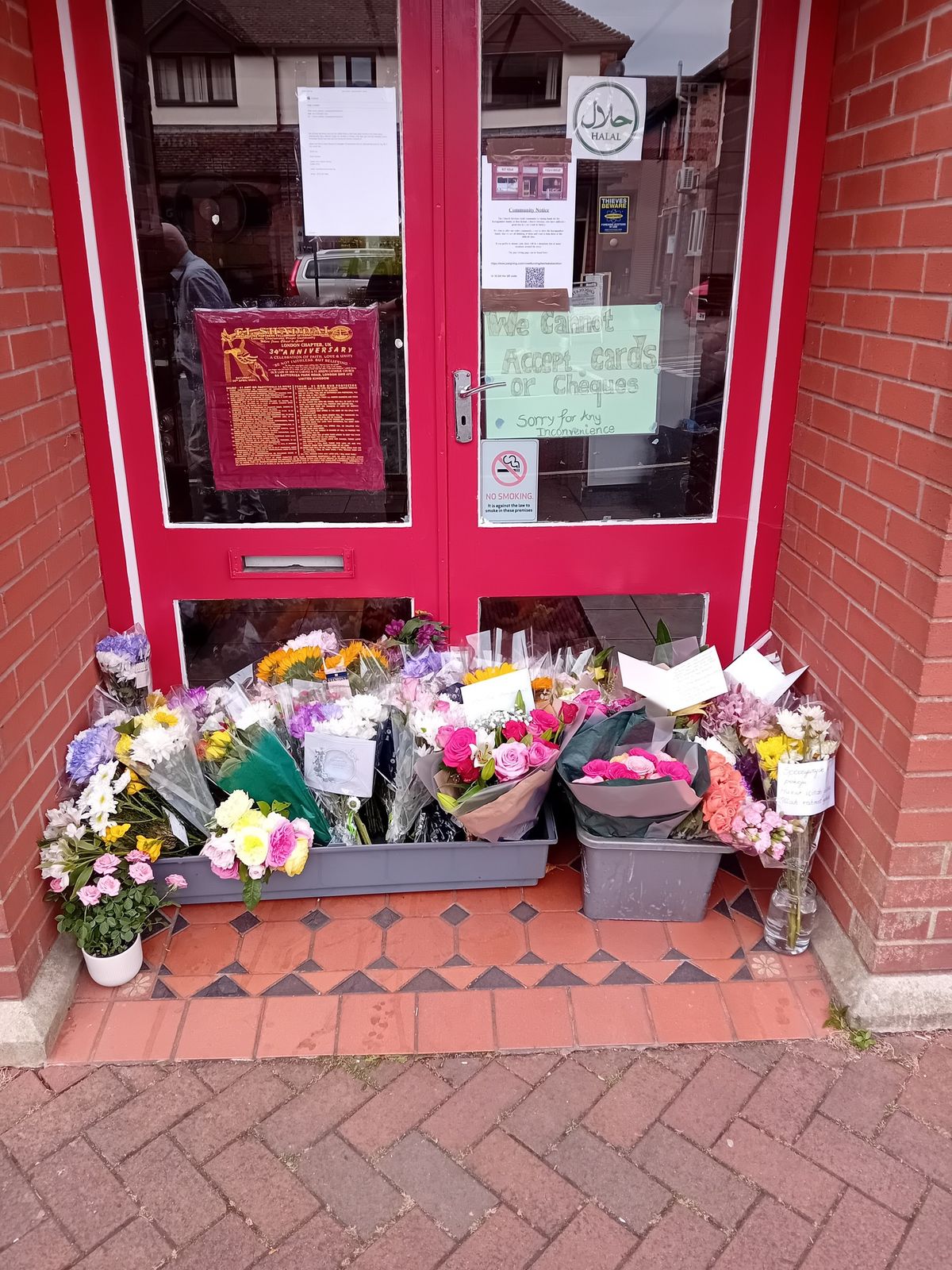 Tributes and thousands raised after tragedy befalls South Shropshire ...