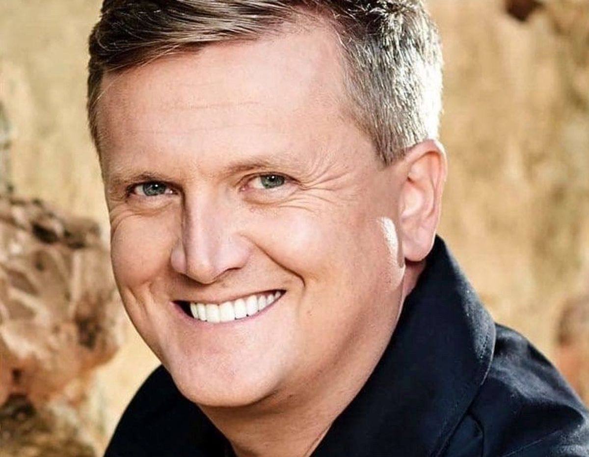 Tickets on sale for singer Aled Jones who is appearing at Walsall Arena ...