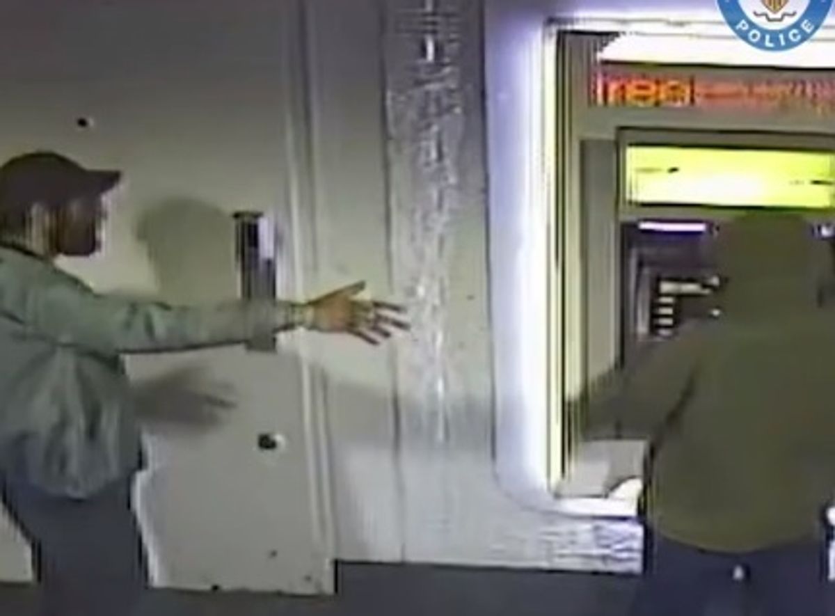 Chilling CCTV footage shows murderer approaching victim at cashpoint ...